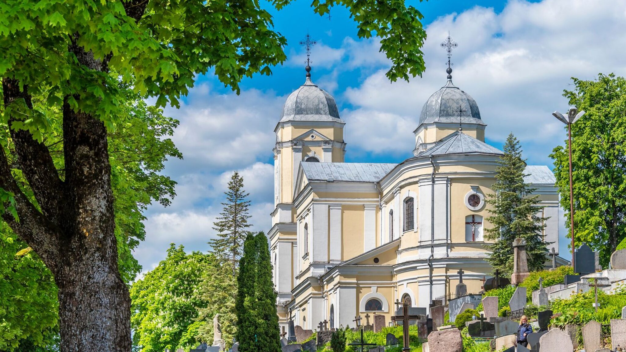 Ką pamatyti Molėtuose: Top 15 Lankytinų vietų - Apkeliauk.lt