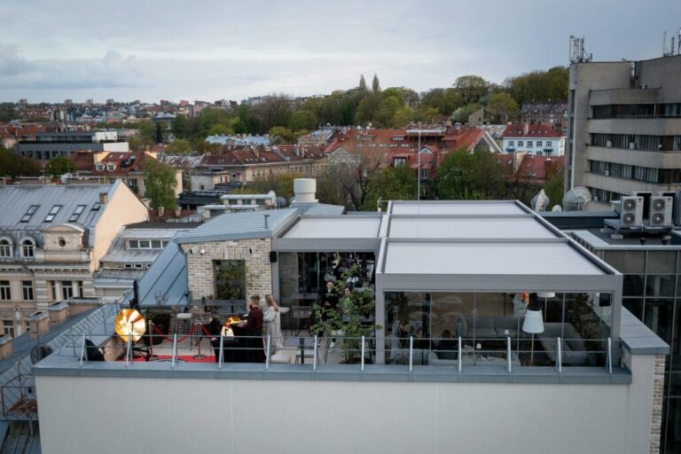 TOP 10 kavinės/restoranai Vilniuje su terasa - Apkeliauk.lt