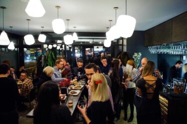 Kur pavalgyti Kaune: Geriausi restoranai ir kavinės - Apkeliauk.lt