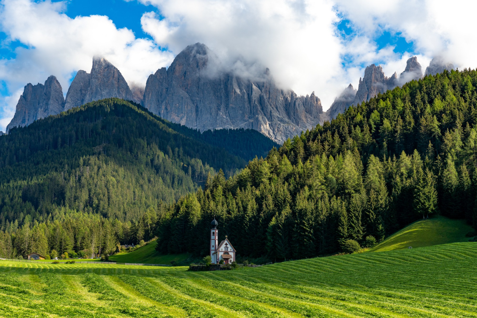 Italijos kalnai: nuo Dolomitų iki Apeninų – ką verta pamatyti ...